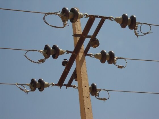 What is Pin Insulator? Working, Construction, Pros And Cons | Linquip