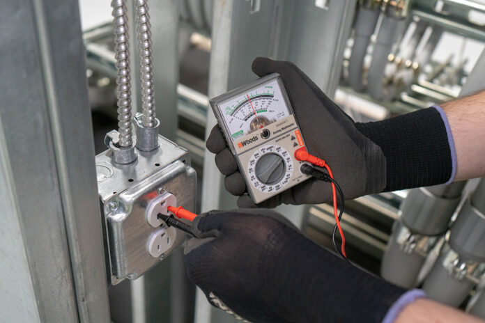 The Practical Guide To Types of Multimeters - Linquip