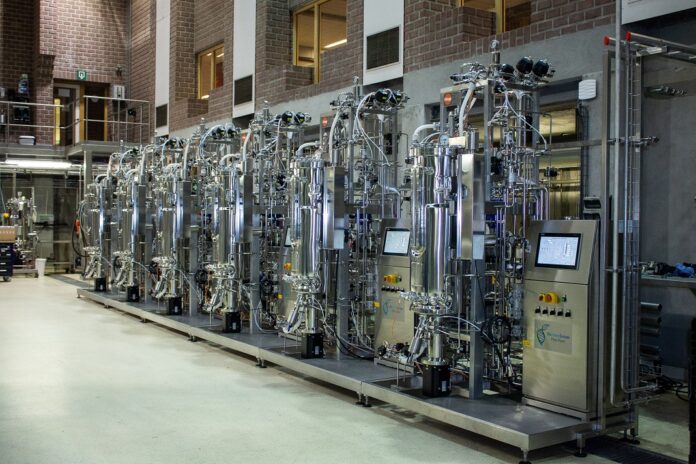 Continuous Stirred-Tank Reactor: Comprehensive Overview