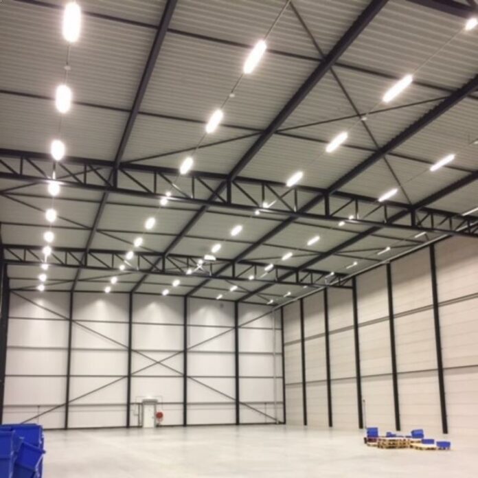 The 8 Best Warehouse Lighting in 2026 + Buying Guide | Linquip